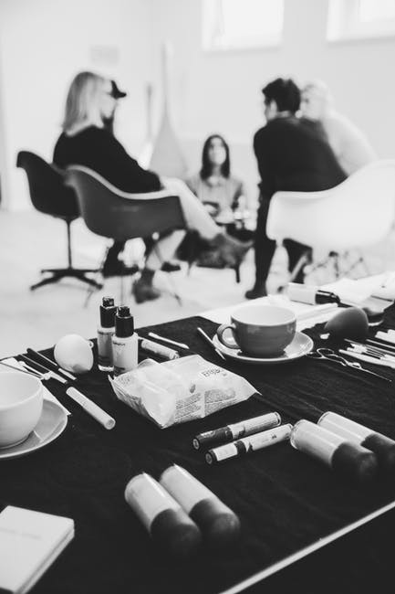 How Much Are Social Media Influencers Paid? - SwipeTown Academy